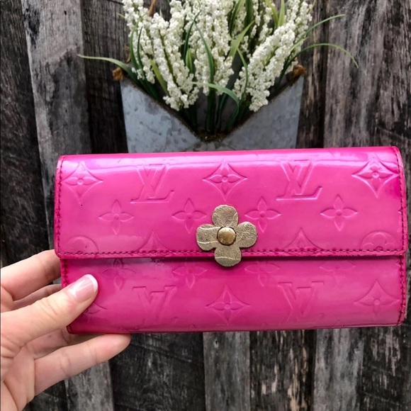 Louis Vuitton | Bags | Louis Vuitton Fuchsia Magenta Vernis Sarah ...